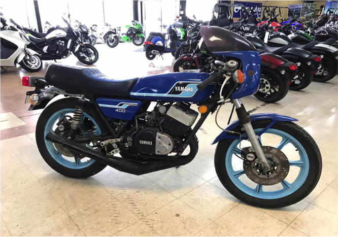 Yamaha RD400 1976 Blue – Roys Rides