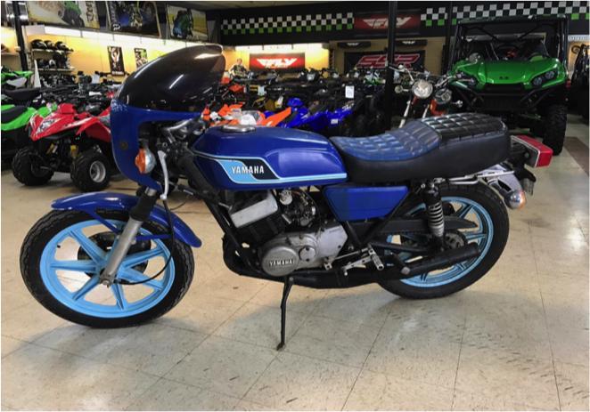 Yamaha RD400 1976 Blue – Roys Rides